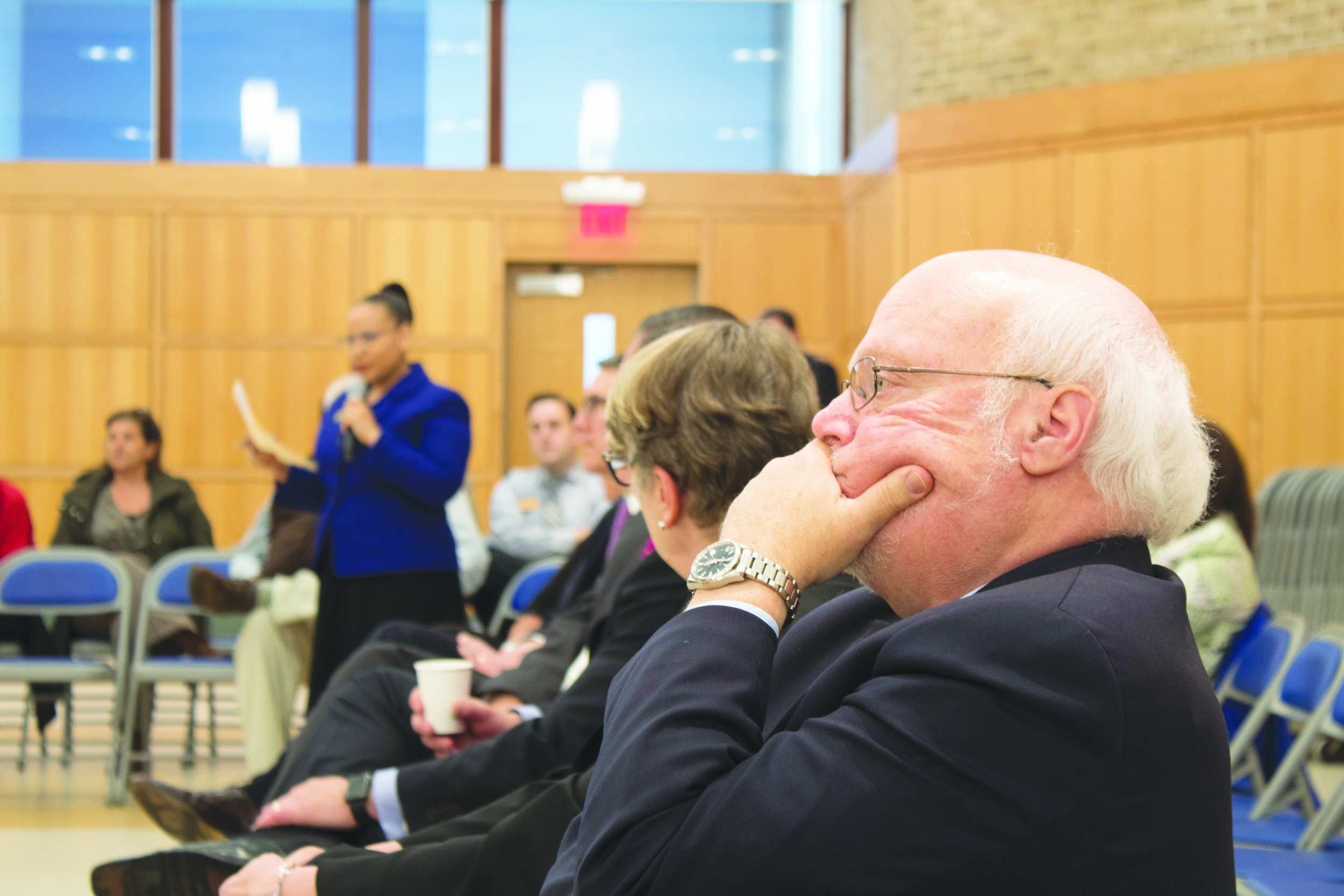Hofstra leadership confronted at Town Hall – The Hofstra Chronicle
